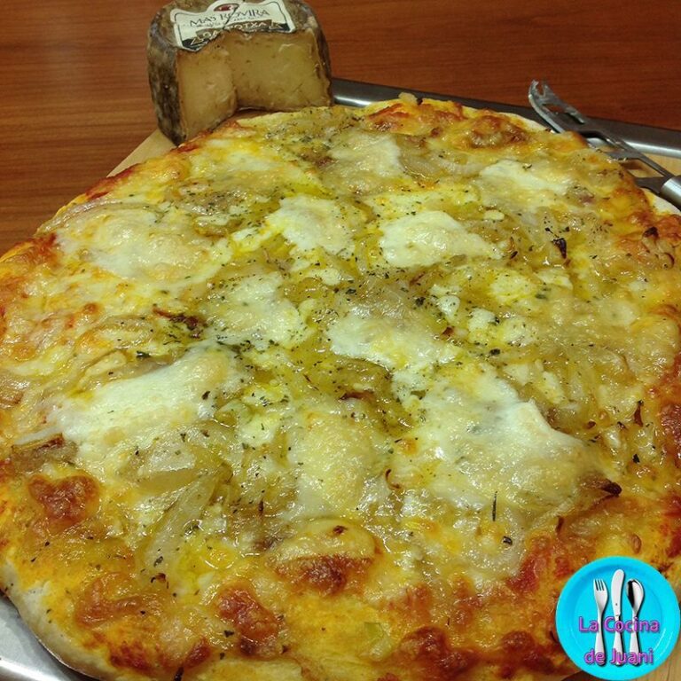 Pizza queso de cabra y cebolla caramelizada | Actualizado mayo 2025
